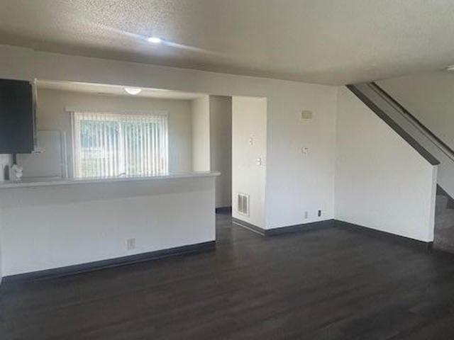 Willow Springs Apartments 2 Bedroom Apartment for Rent at 4100 Willow Spgs, Mount Vernon, IL 62864