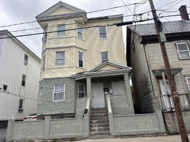 Willow St
