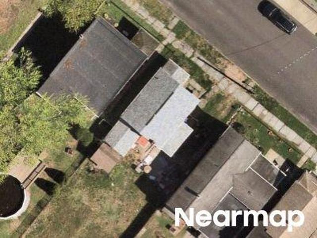 Willow St