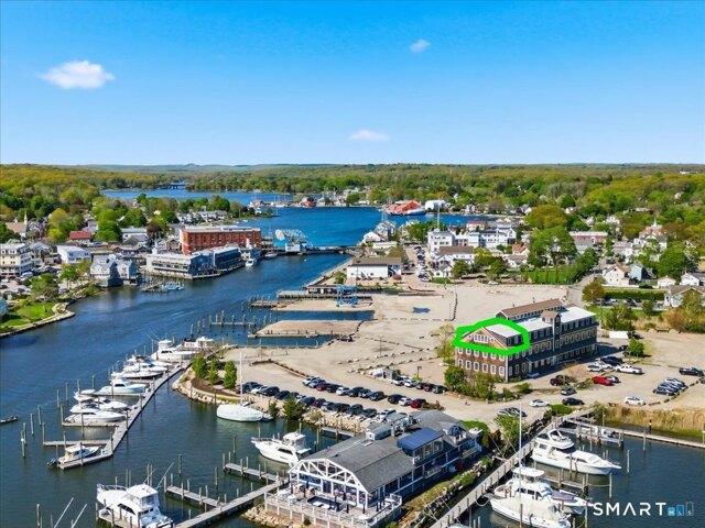Willow St Apt,stonington, Condo For Sale