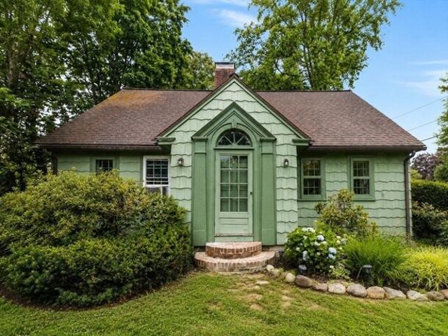 Willow St, Mansfield, Home For Sale