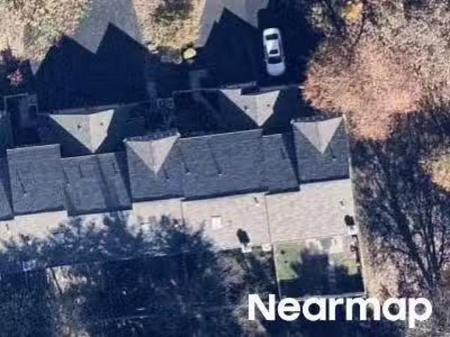 Willow Pond Dr
