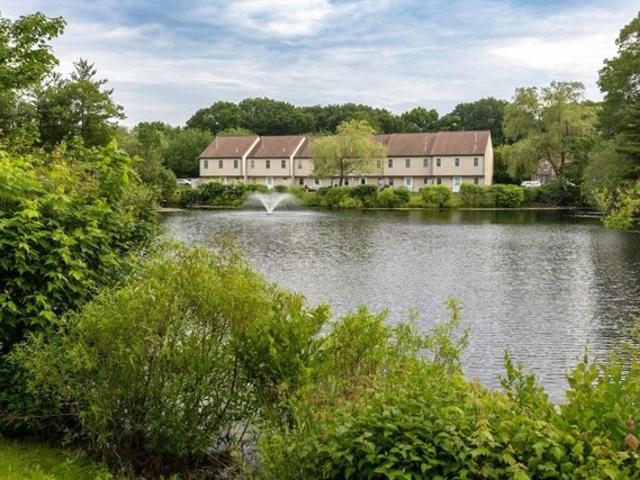 Willow Pond Dr Unit,rockland, Condo For Sale