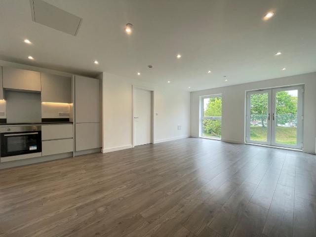 Willow Road, Leeds, West Yorkshire LS4, 2 bed flat to rent, £1,400 pcm | PrimeLocation