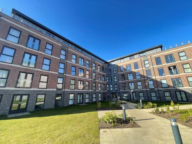 Willow Road, Leeds LS4, 2 bed flat to rent, £1,195 pcm | PrimeLocation
