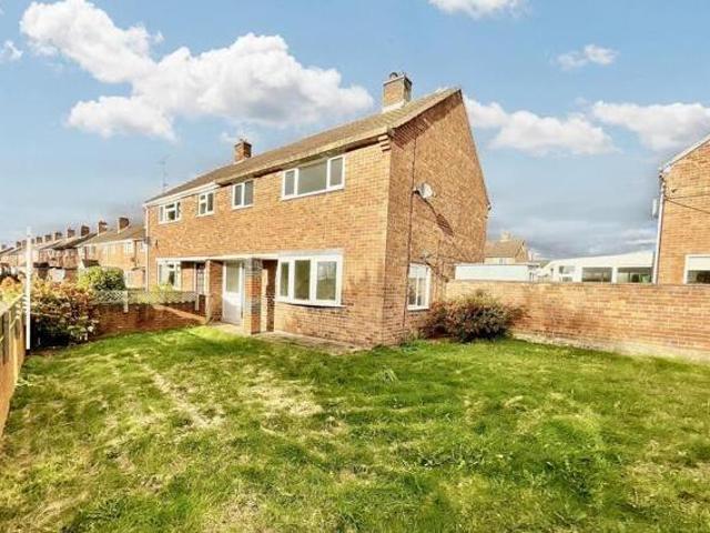 Willow Road, Stone, 3 Bedroom Semi detached