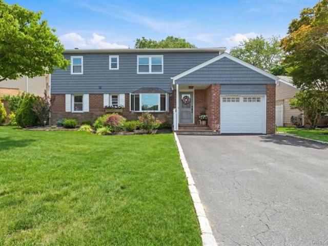Willow Rd, Franklin Square, Home For Sale