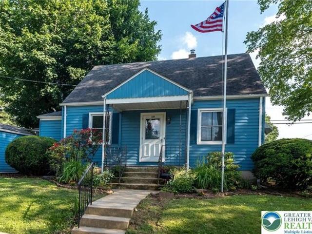 Willow Rd, Hellertown, Home For Sale