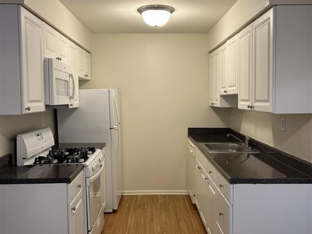 Willow Ridge Apartments 2 Bedroom Apartment for Rent at 2601 Blair Mill Rd, Willow Grove, PA 19090 Willow Grove