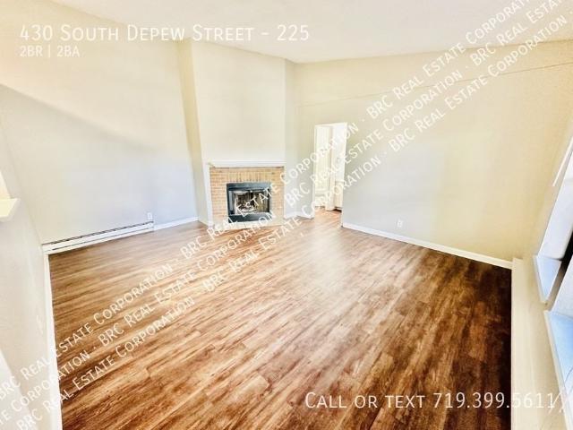 WILLOW RUSH 2 Bedroom Apartment for Rent at 430 S Depew St, Lakewood, CO 80226 South Alameda