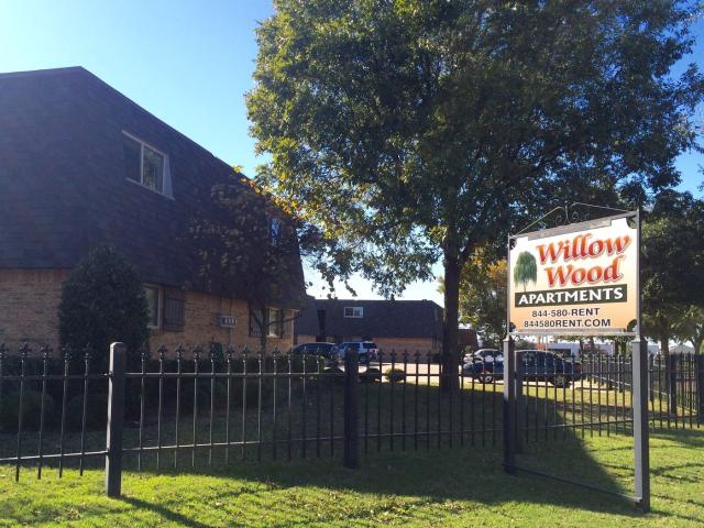 Willow Wood Apartments