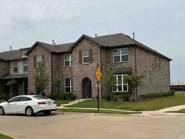 Willow Wood Court