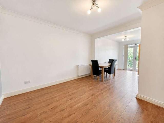 Willow Way, Luton, LU3
