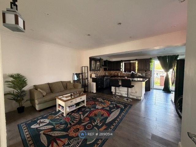 Willow Way, Luton LU3, Room to rent, £800 pcm | PrimeLocation