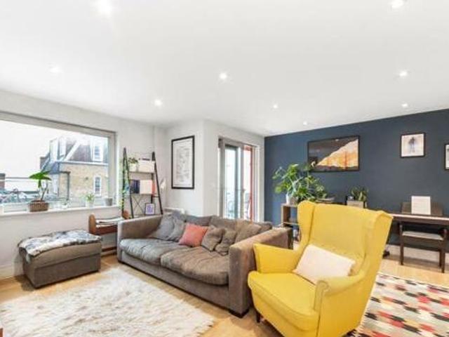 Willow Way, Sydenham, 2 Bedroom House