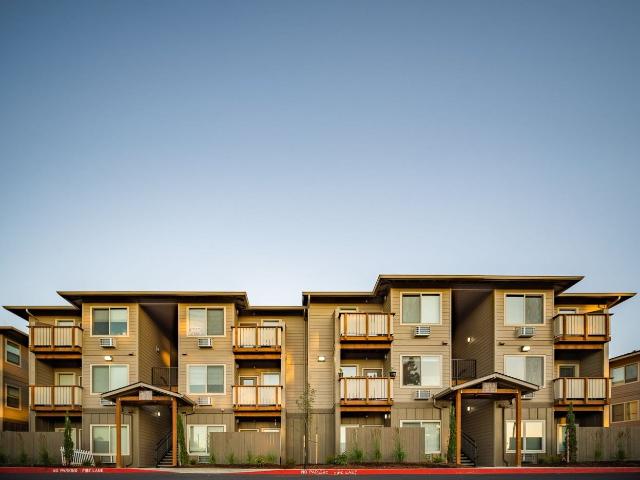 Willow Tree Place 2 Bedroom Apartment for Rent at 3220 Lansing Ave Ne, Salem, OR 97301 Lansing