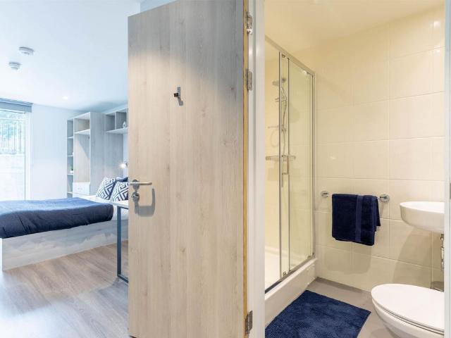 Willowbank Road, Aberdeen AB11, Studio to rent, £910 pcm | PrimeLocation