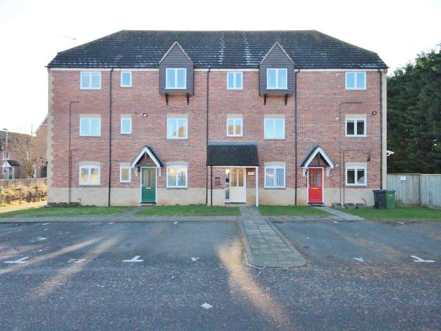 Willowbrook, Abingdon OX14, 2 bed flat to rent, £1,375 pcm | PrimeLocation
