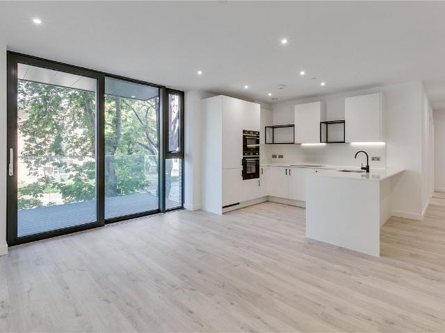 Willowbrook House, Coster Avenue N4, 2 bed flat to rent, £3,500 pcm | PrimeLocation