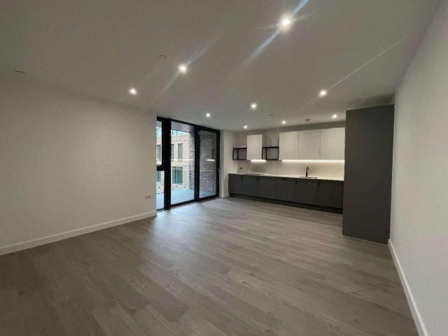 Willowbrook House, London N4 2 bed apartment to rent £3,300 pcm £762 pw