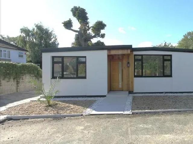 Willowcroft Care Home, Sewardstone Road, Sewardstonebury, E4 7RF, United Kingdom | 3 bed house for rent #137836516 | Rentberry