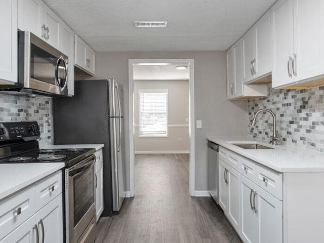Willowdaile 3 Bedroom Apartment for Rent at 3835 Guess Rd, Durham, NC 27705