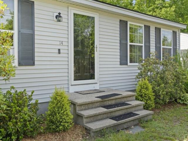 Willowdale Dr, Gorham, Home For Sale