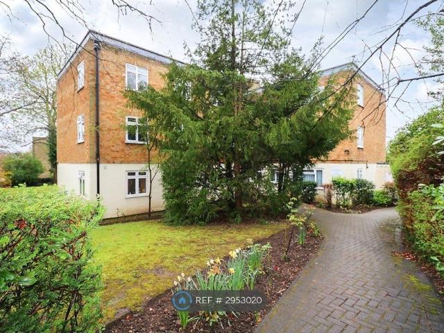 Willowmead Close, Ealing W5, 3 bed flat to rent, £2,800 pcm | PrimeLocation