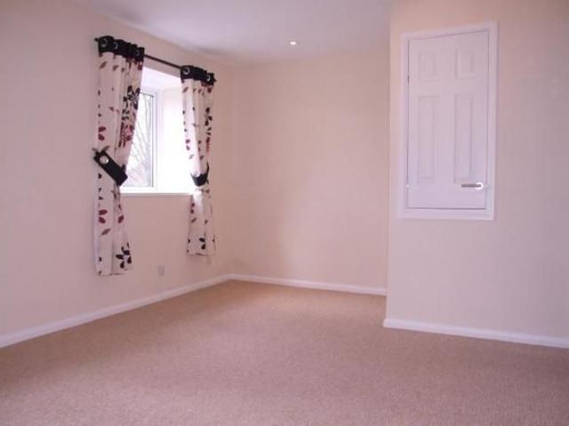 Willowmead Close, Woking, Surrey, GU21