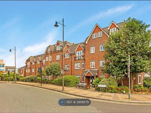 Willows Court, London SW19, 2 bed flat to rent, £2,500 pcm | PrimeLocation