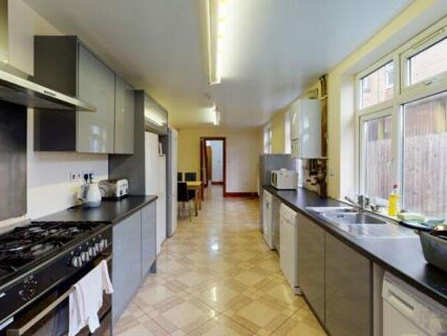 Willows Crescent, Balsall Heath, 5 Bedroom House