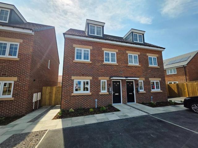 Willows Heights, Thurnscoe S63, 3 bed semi detached house to rent, £1,105 pcm | PrimeLocation