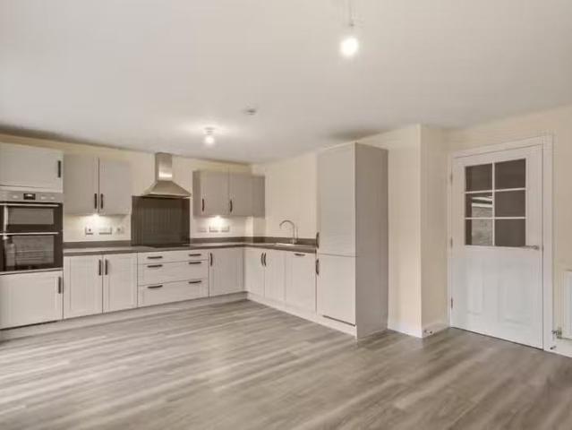Willows Walk, Oughtibridge. 4 bed detached house £1,475 pcm.
