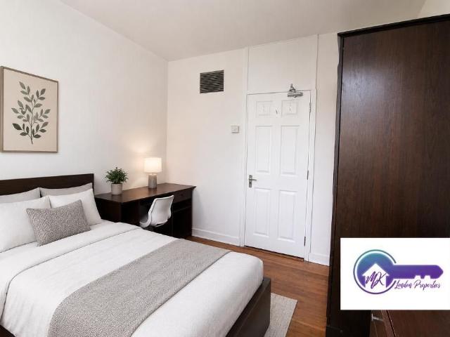 Wills House, London E14, Room to rent, £750 pcm | PrimeLocation
