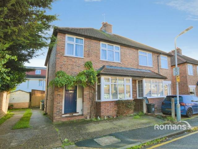Wilmar Close, Uxbridge, UB8 3 bed house to rent £2,150 pcm £496 pw