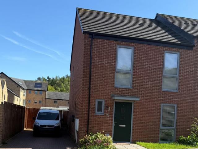 Wilmot Road, Telford TF3, 3 bed semi detached house to rent, £1,300 pcm | PrimeLocation