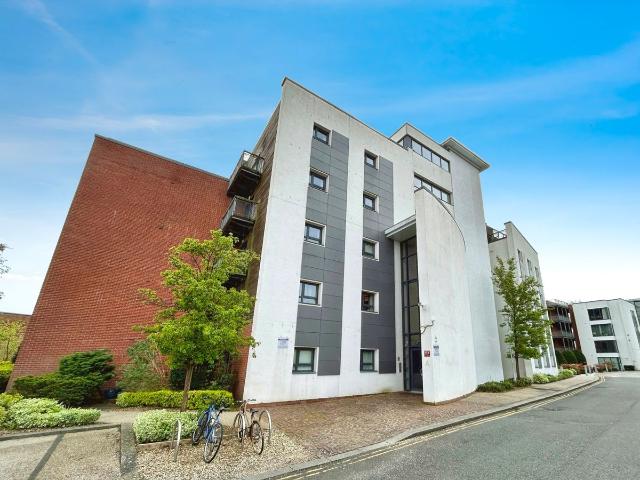 Wilmslow Road, Manchester M20, 2 bed flat to rent, £1,350 pcm | PrimeLocation