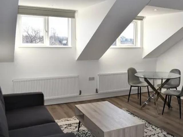 Wilmslow Road, Manchester, M20 4BW, United Kingdom | 1 bed duplex for rent #140397749 | Rentberry