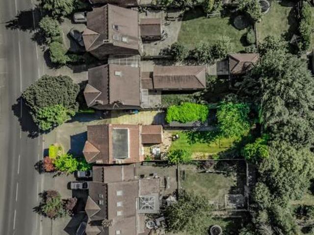 Wilmslow Road, Cheadle, 4 Bedroom Detached