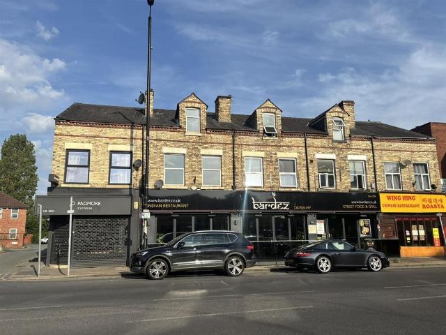Wilmslow Road, Didsbury Village 2 bed duplex to rent £1,295 pcm £299 pw