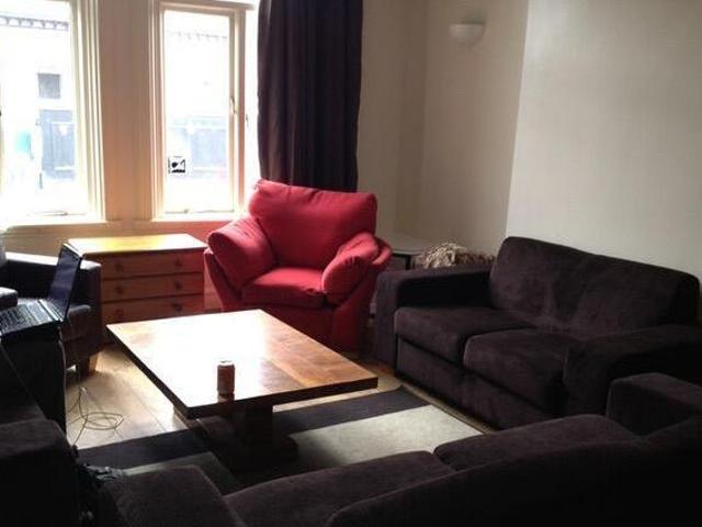 Wilmslow Road, Withington, 7 Bedroom Flat