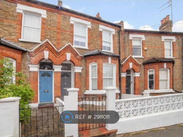 Wilna Road, London SW18, 4 bed terraced house to rent, £4,400 pcm | PrimeLocation