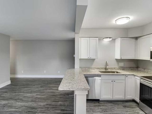 Wilshire Apartments Wilshire 23 LLC 2 Bedroom Apartment for Rent at 3225 Holiday Dr, Lansing, MI 48912