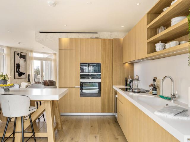 Wilshire House, 2 Prospect Way, London, London SW11, 3 bed flat to rent, £19,995 pcm | PrimeLocation