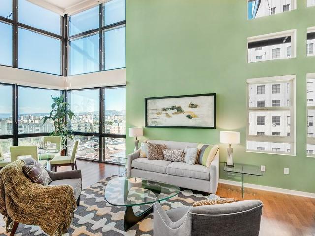Wilshire La Brea Studio Apartment for Rent at 5200 Wilshire Blvd, Los Angeles, CA 90036 Greater Wilshire