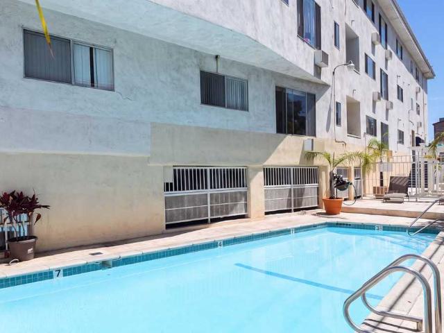 Wilshire Occidental Studio Apartment for Rent at 415 S Occidental Blvd, Los Angeles, CA 90057 Rampart Village