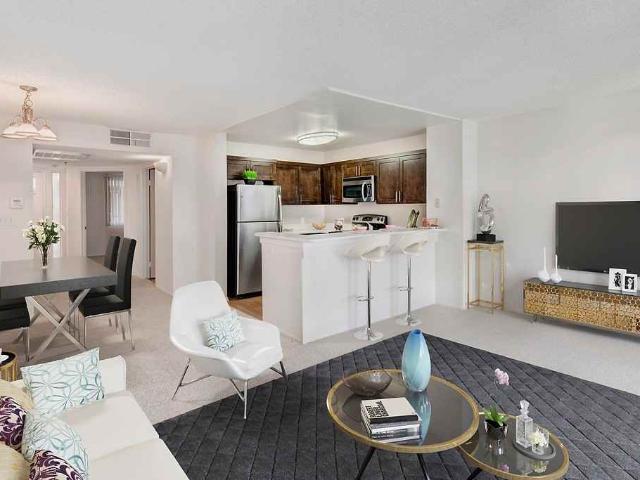 Wilshire Promenade 2 Bedroom Apartment for Rent at 141 W Wilshire Ave, Fullerton, CA 92832 Downtown Fullerton