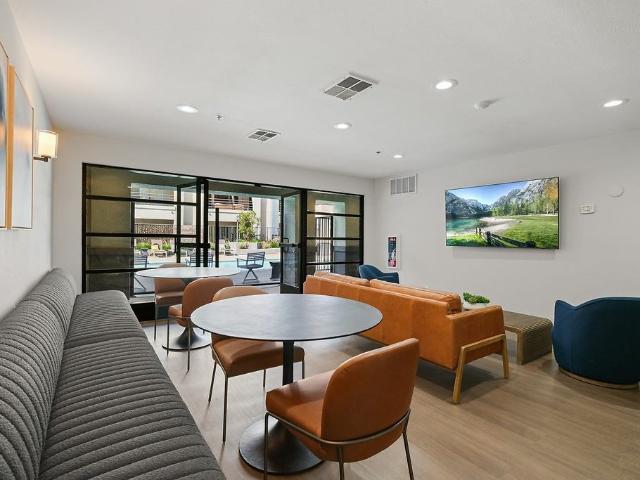 Wilshire Promenade 2 Bedroom Apartment for Rent at 141 W Wilshire Ave, Fullerton, CA 92832 Downtown Fullerton