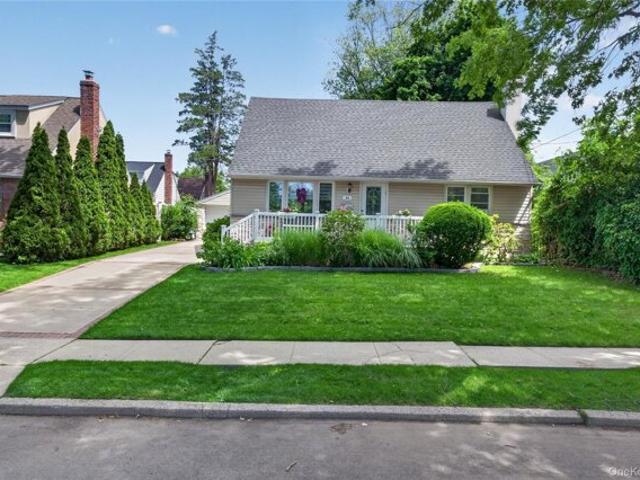 Wilson Blvd, New Hyde Park, Home For Sale