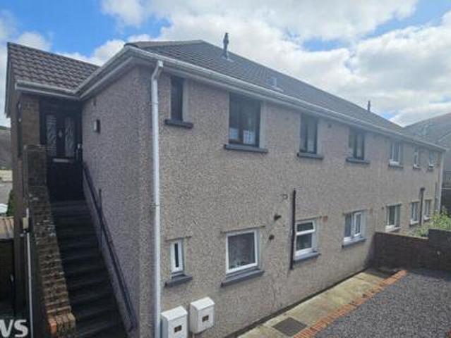 Wilson Place, Maerdy, 2 Bedroom Flat